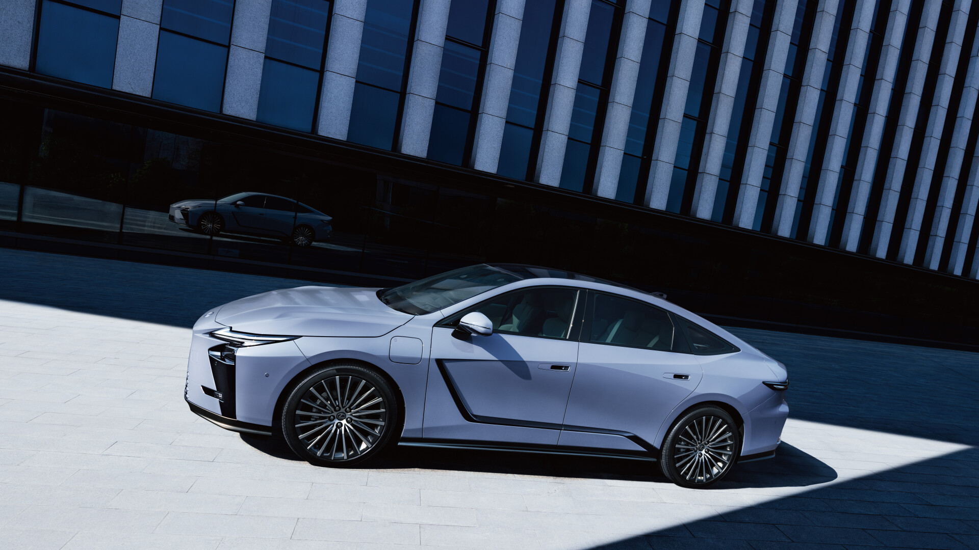 Luxury meets reality: Is the new Lexus ES worth it for SA? - Bonne Vie